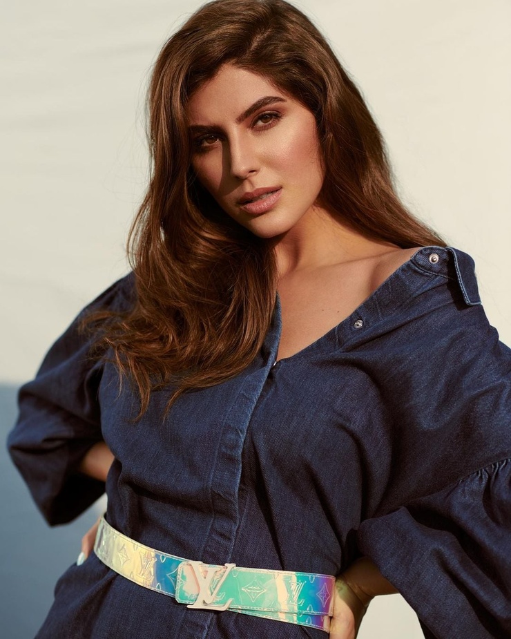 Picture of Elnaaz Norouzi