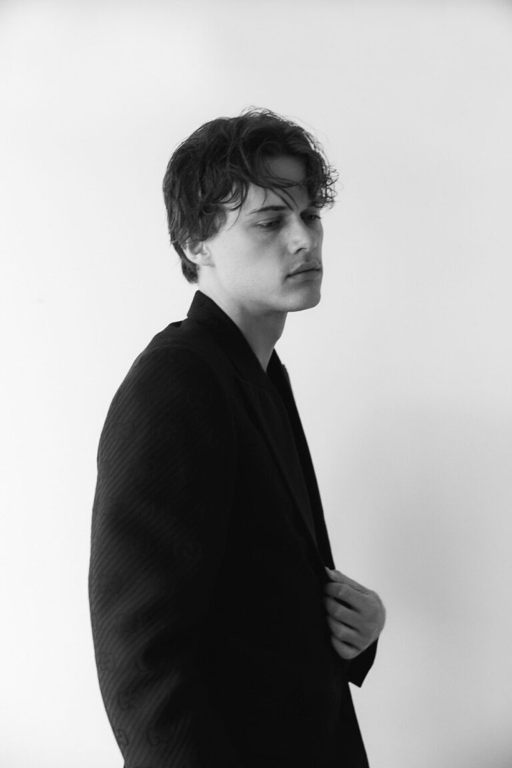 Christopher Briney image