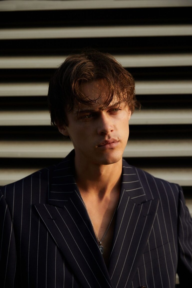 Christopher Briney picture