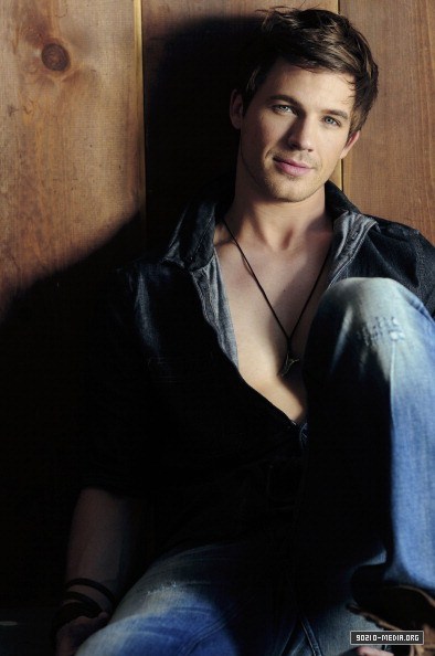 Picture of Matt Lanter