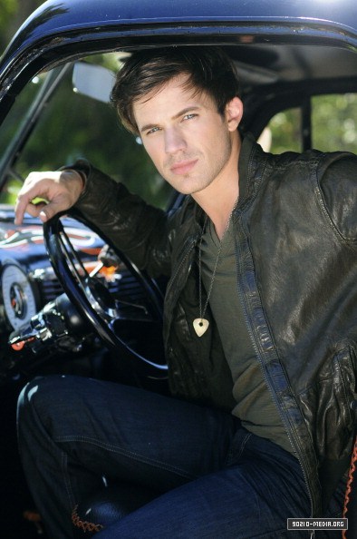 Picture of Matt Lanter