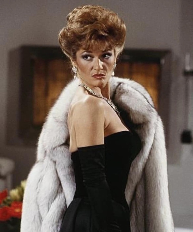 Stephanie Beacham picture