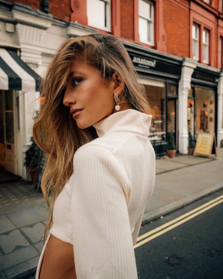 Picture of Zoë Pastelle Holthuizen