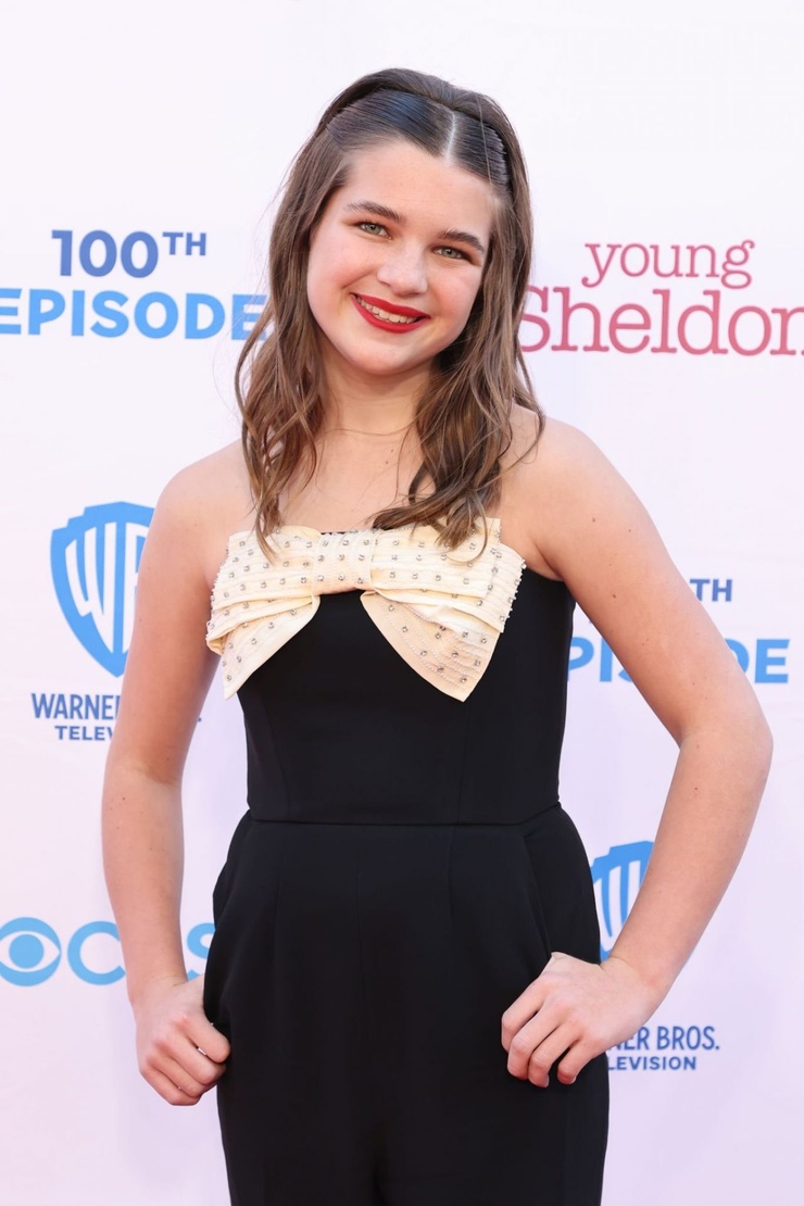 Raegan Revord picture