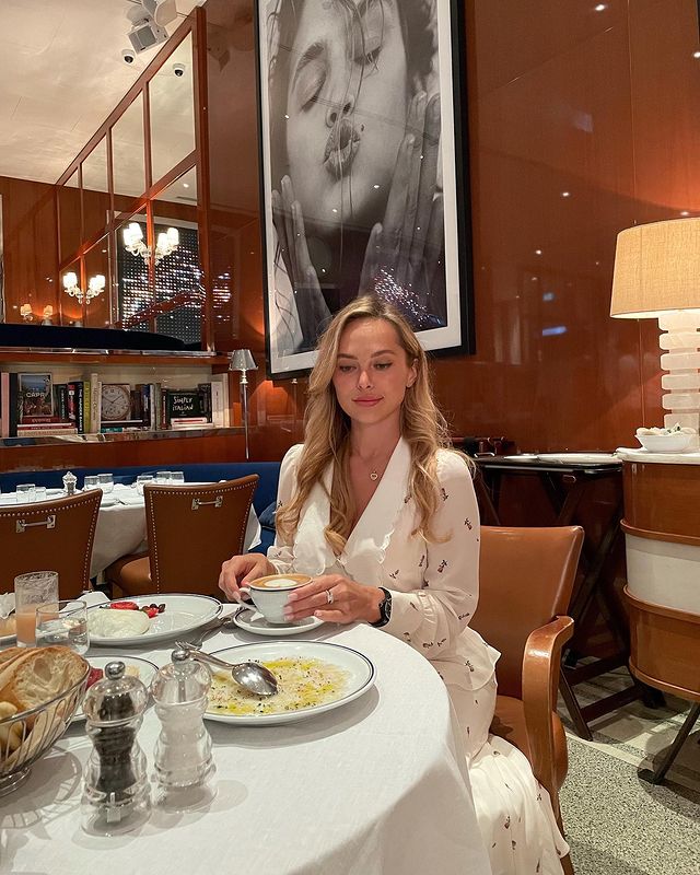 Victoria Tsuranova image