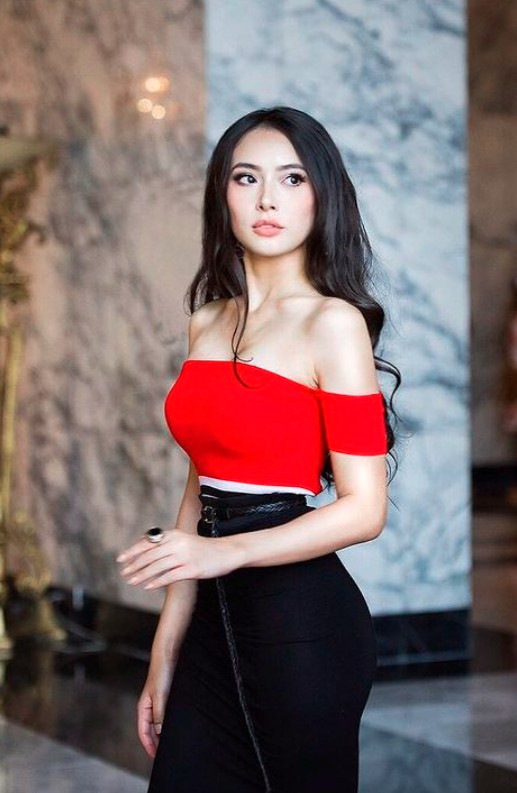 Picture of Francesca Corney