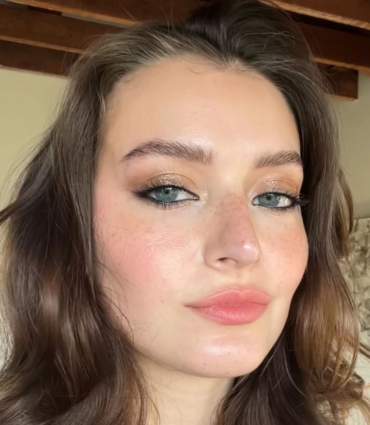 Image of Jessica Clements