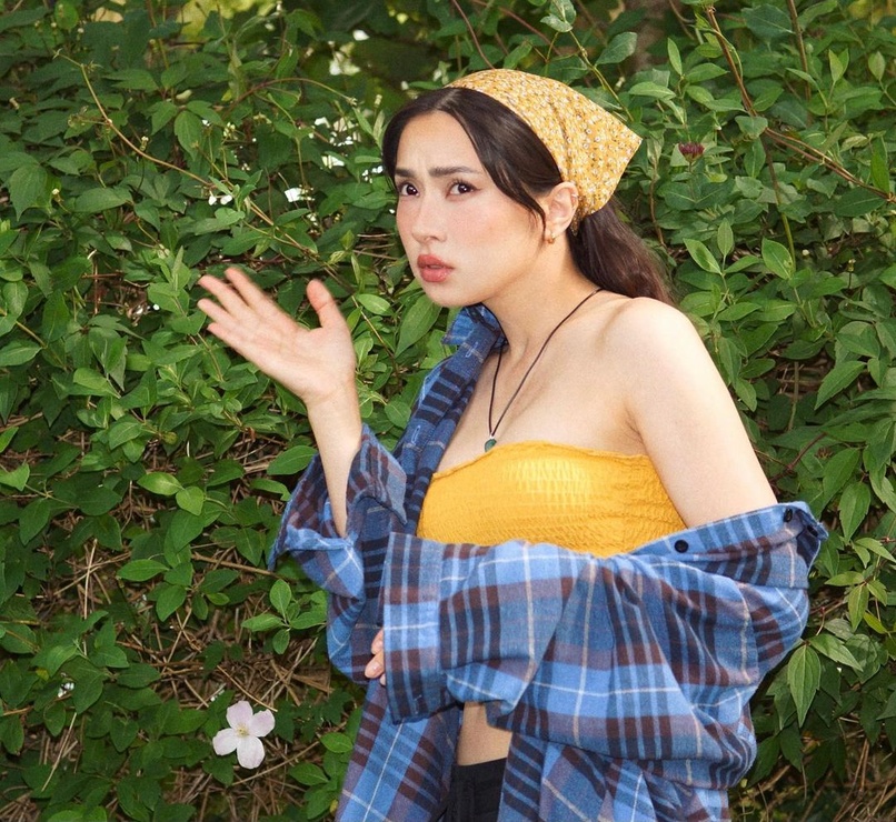 Francesca Corney image