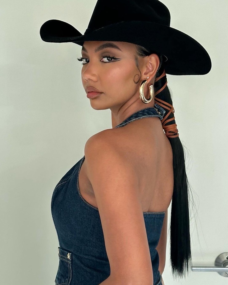 Picture of Asia Jackson