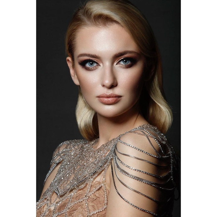 Picture of Dana Mostek