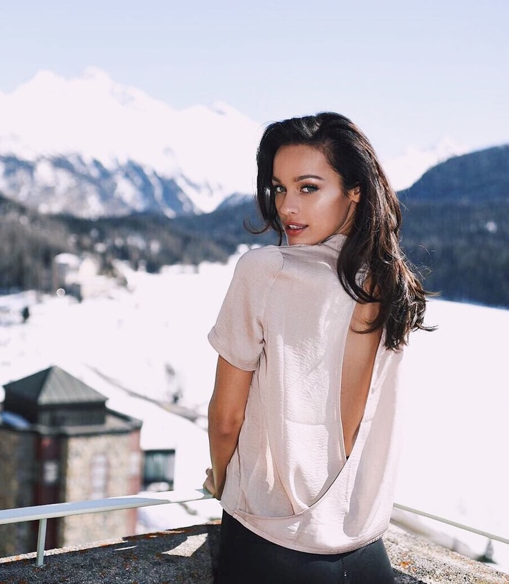 Picture of Jüli Mery