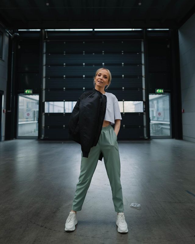 Picture of Janin Reinhardt