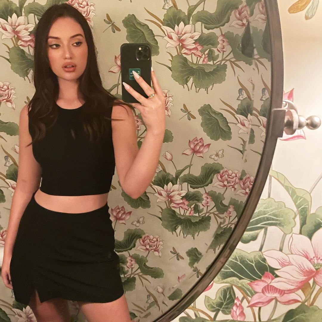 Picture of Bella Podaras