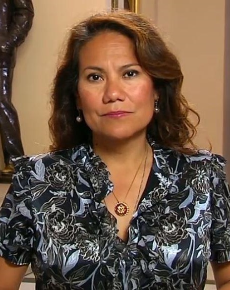 Picture of Veronica Escobar