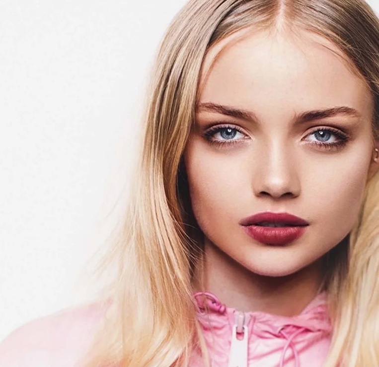 Picture of Alexa Farn