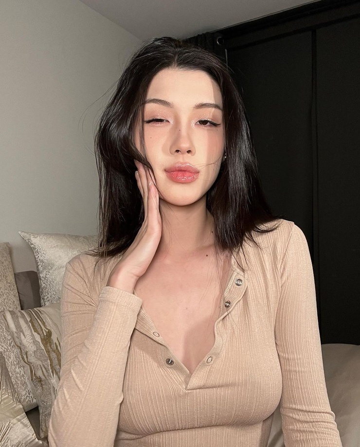 Picture of Nancy Zhang