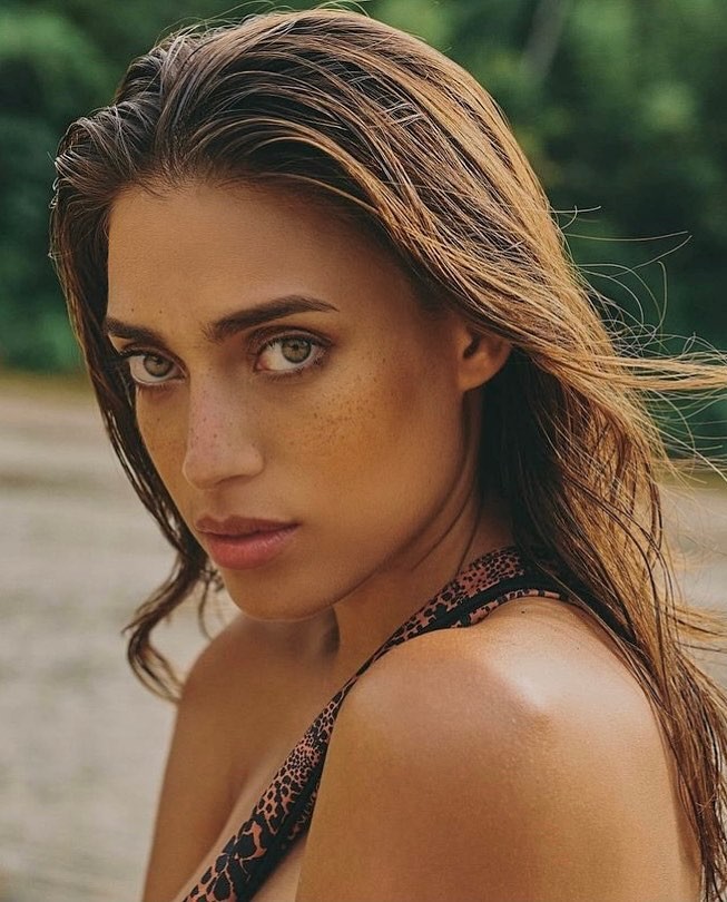 Image of Laura Archbold