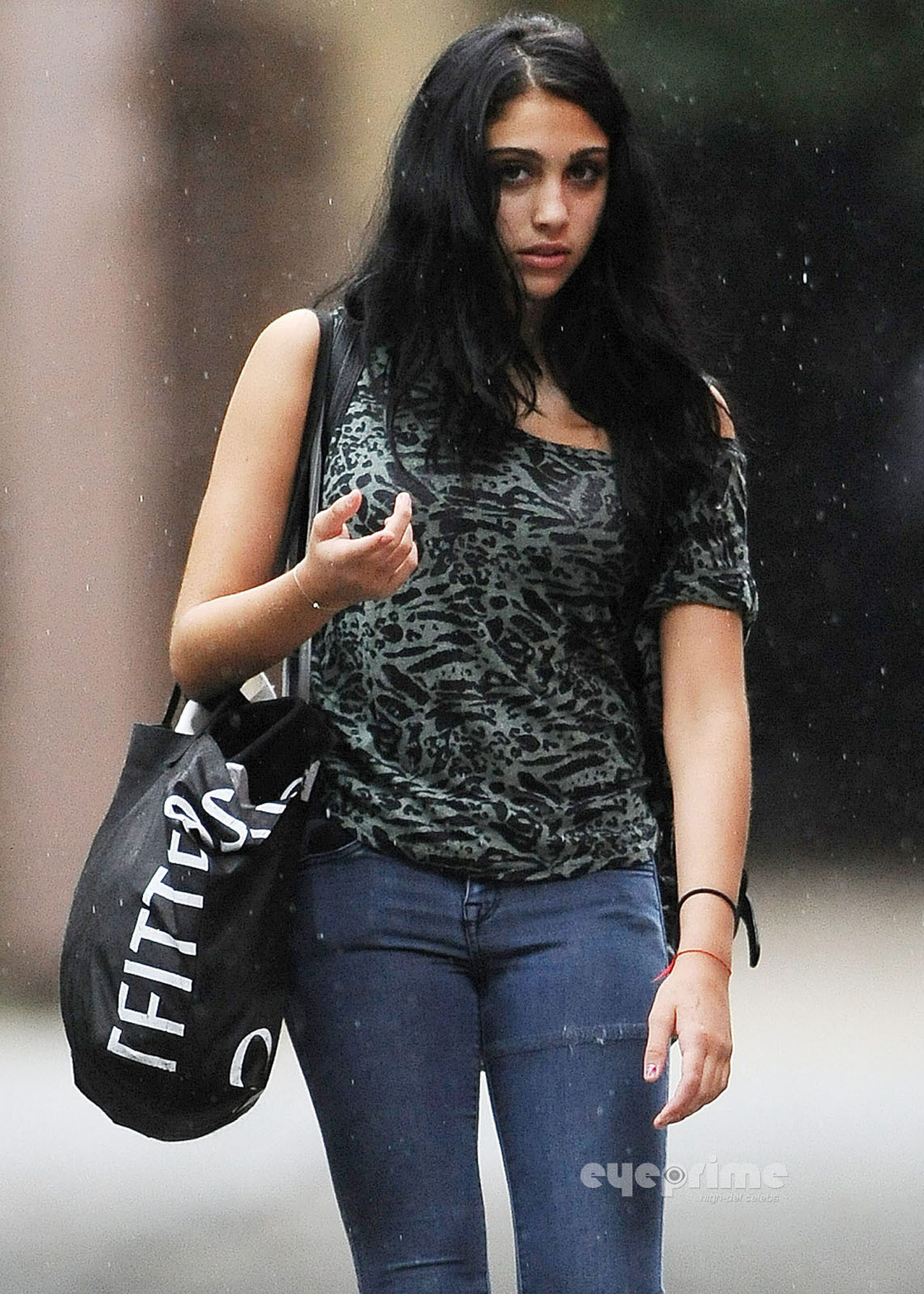 Picture of Lola Leon