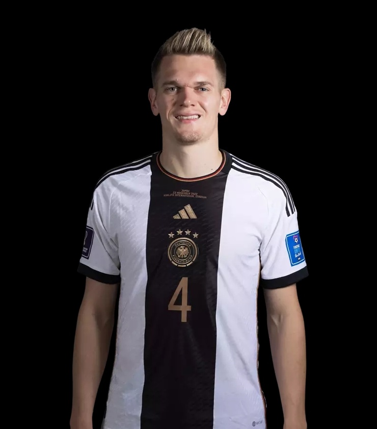 Matthias Ginter 2022