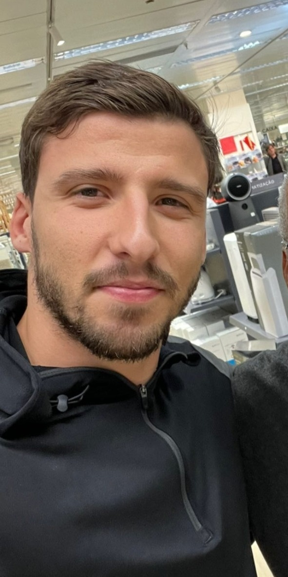 r-ben-dias-image