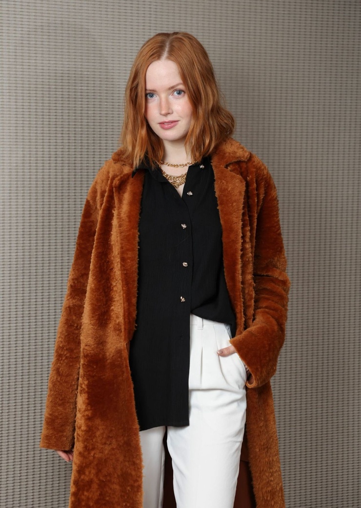 Picture of Ellie Bamber