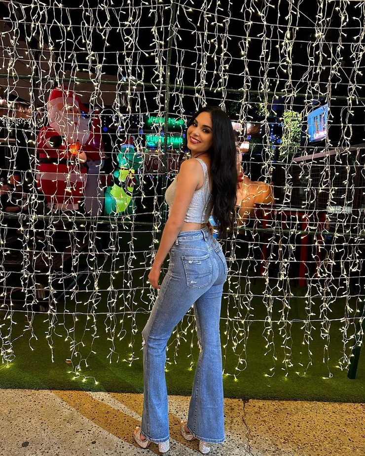 Picture of Felisia Hernandez