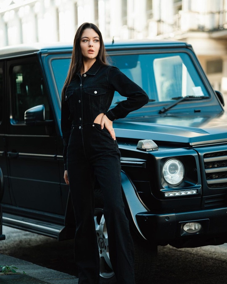 Picture of Zoelle Frick