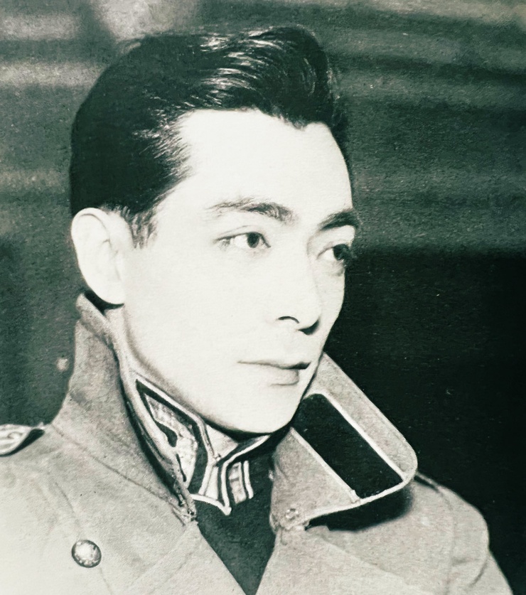 Picture of Jun Tazaki