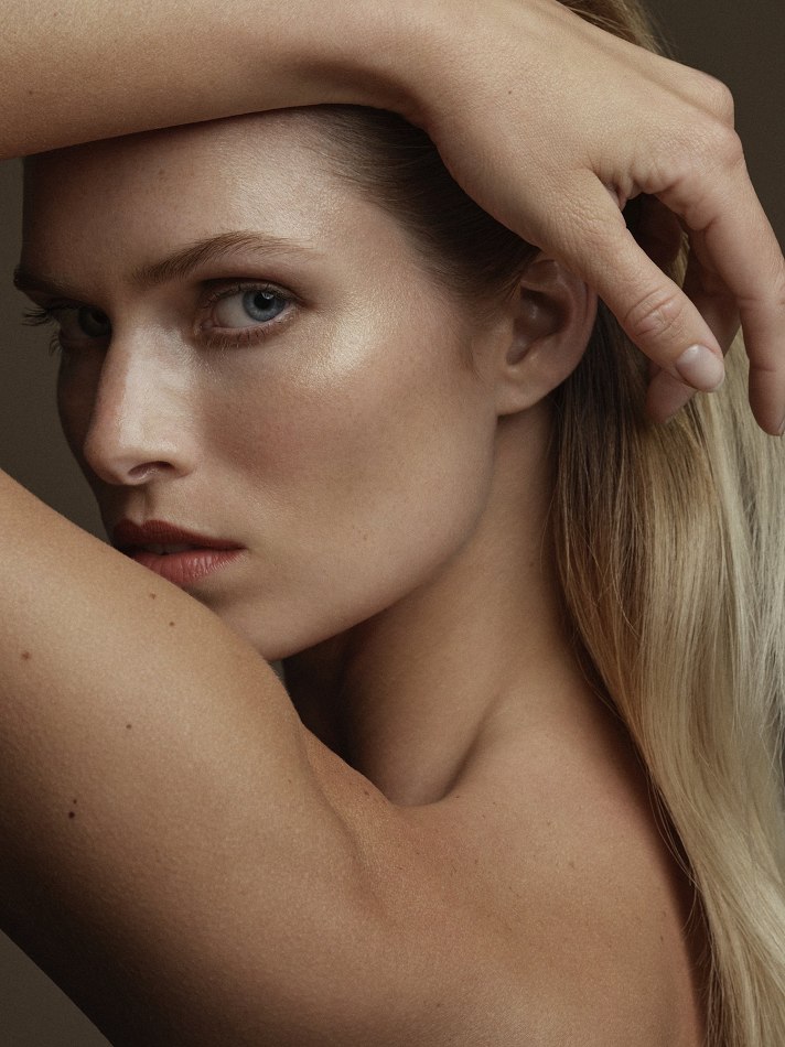 Picture of Bree Smith model