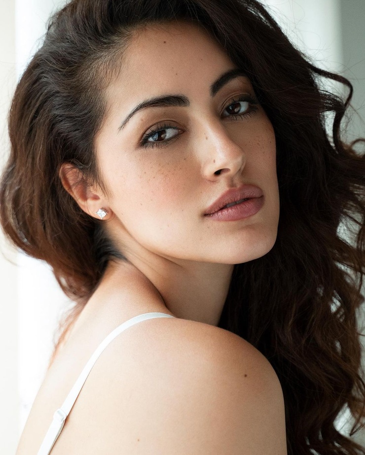 Jeniffer Piccinato picture