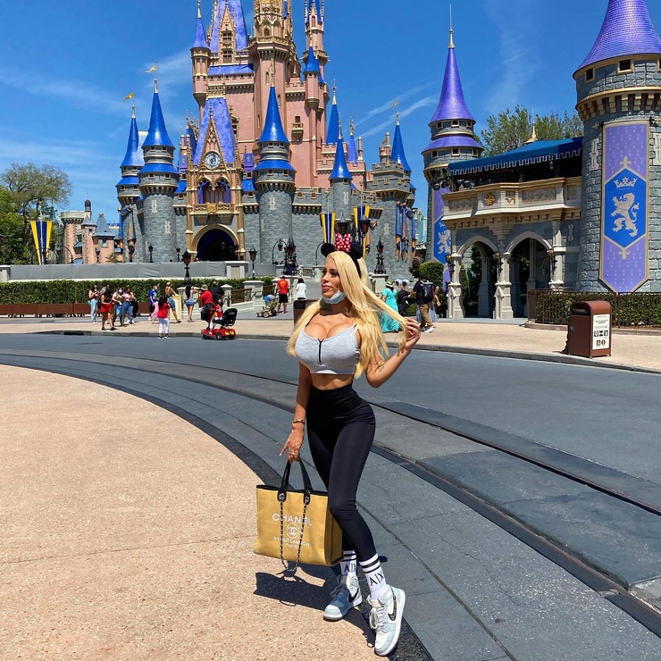 FLORENCIA CHILO image