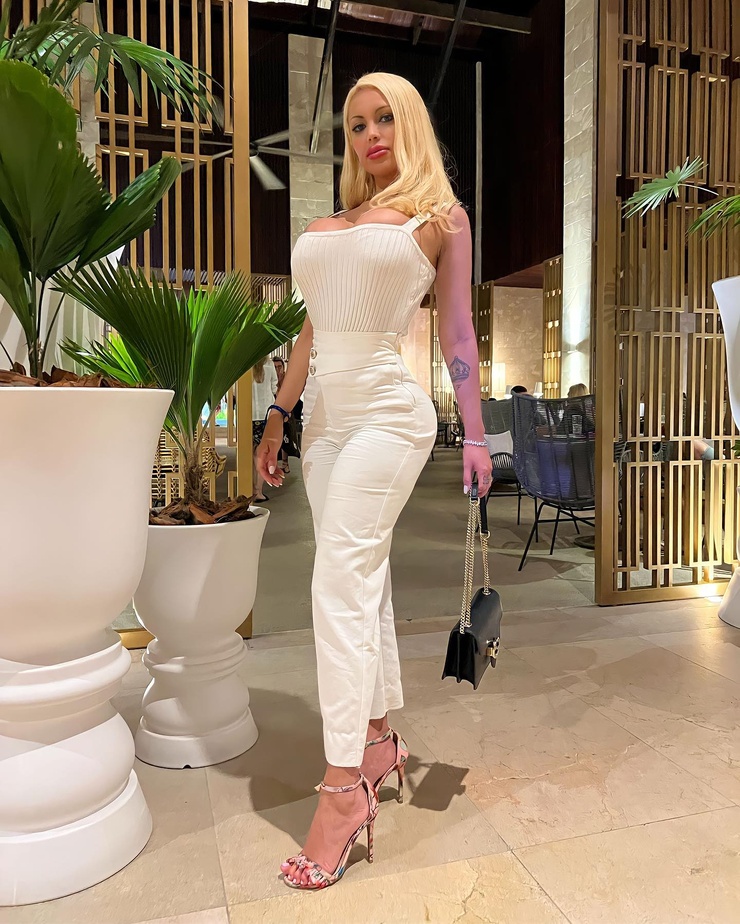 Picture of FLORENCIA CHILO