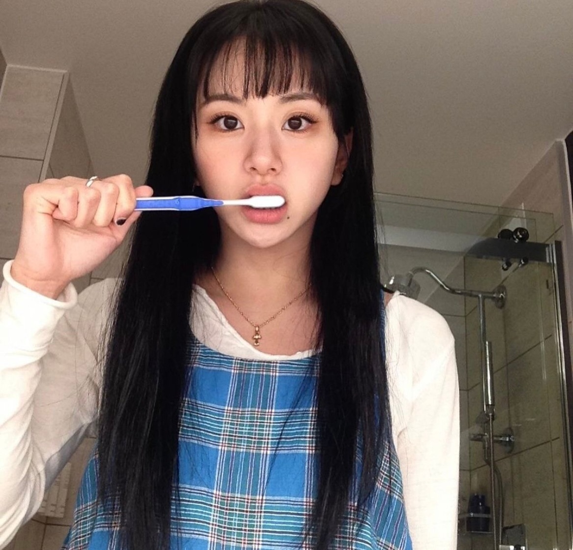 Picture of Son Chae Young