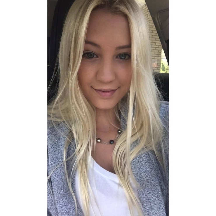 Picture of Ava Sambora