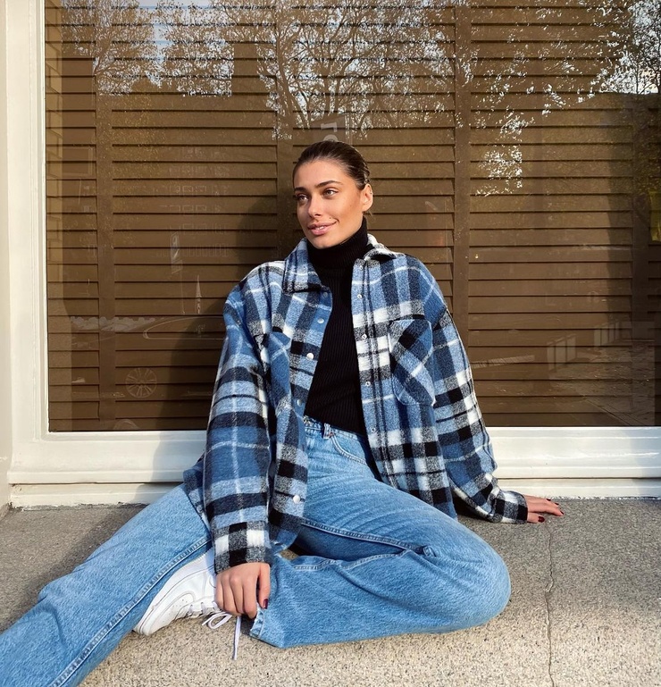Picture of talissa benamou