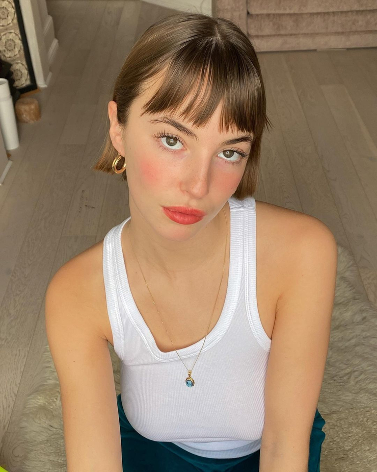 Picture of Amelie (model)