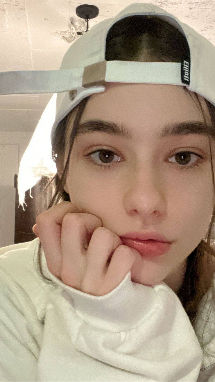 Picture of Dasha Taran (II)