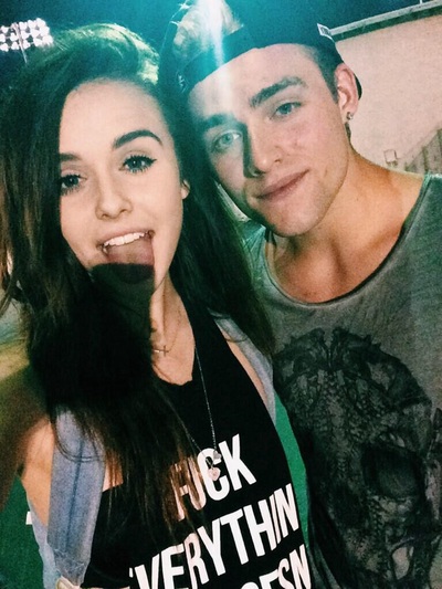 Acacia Brinley image