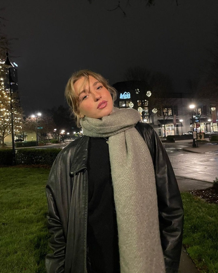 Picture of Brynn Rumfallo