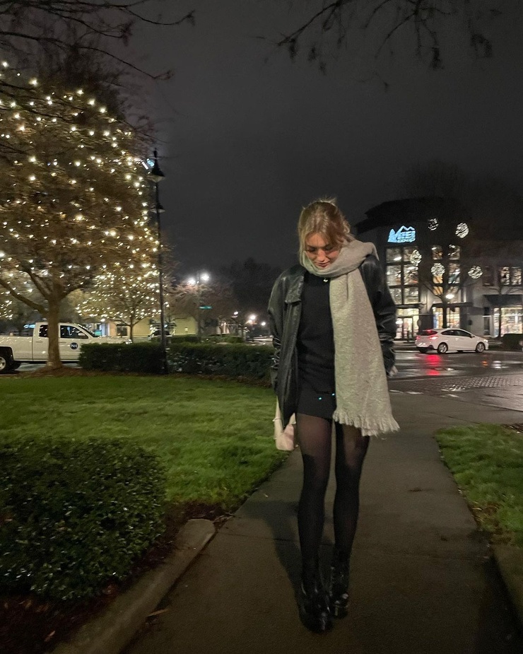 Brynn Rumfallo image