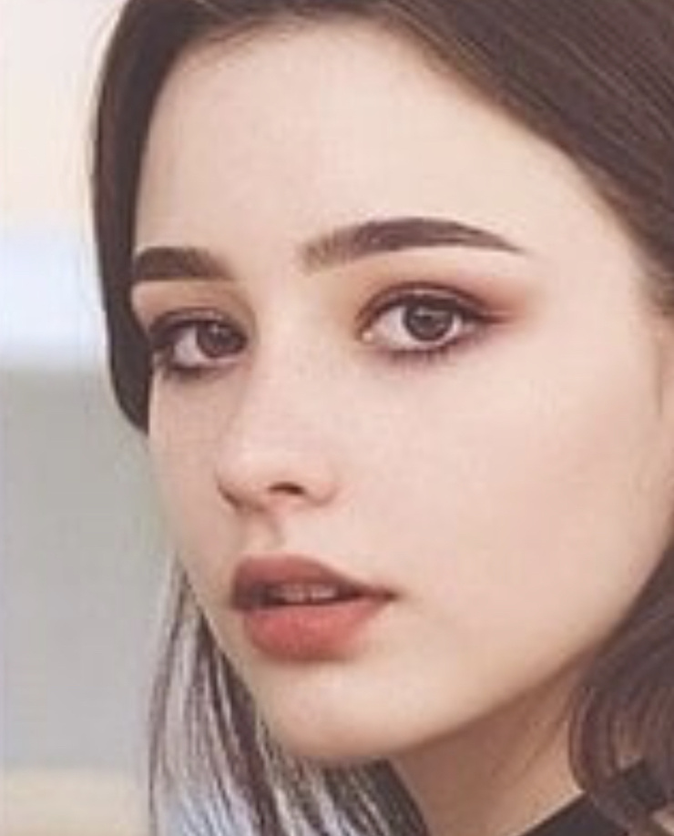 Picture of Dasha Taran (II)