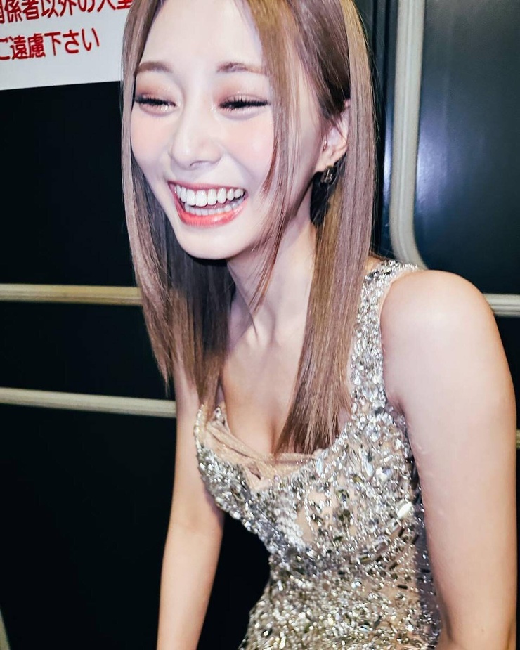 Chou Tzu-yu (Tzuyu) picture