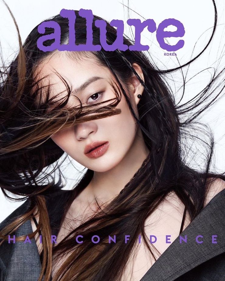 Picture of Shin Hyun Ji