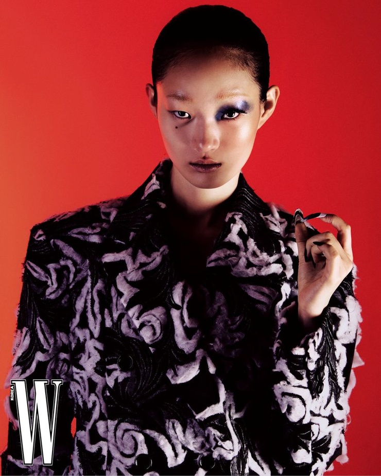 Picture of Shin Hyun Ji