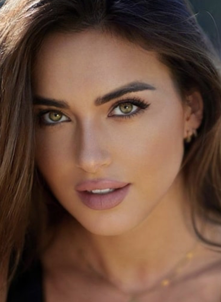 Picture of Izabela Ion