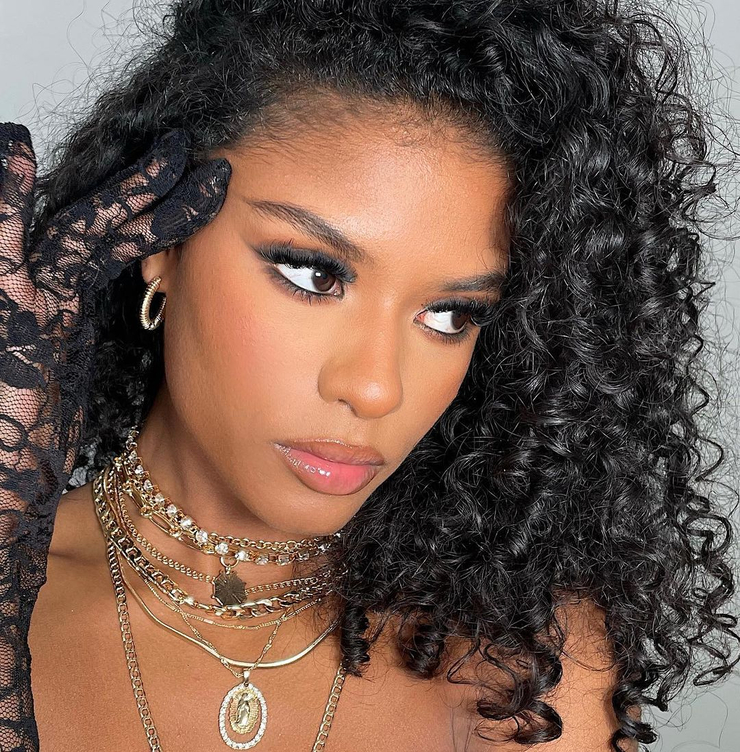 Athena Brown picture