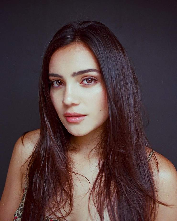 Andrea Londo picture