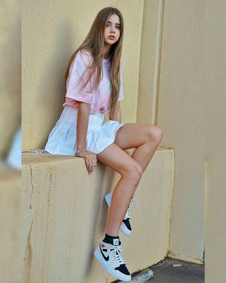 Skyla Jay Carpenter picture