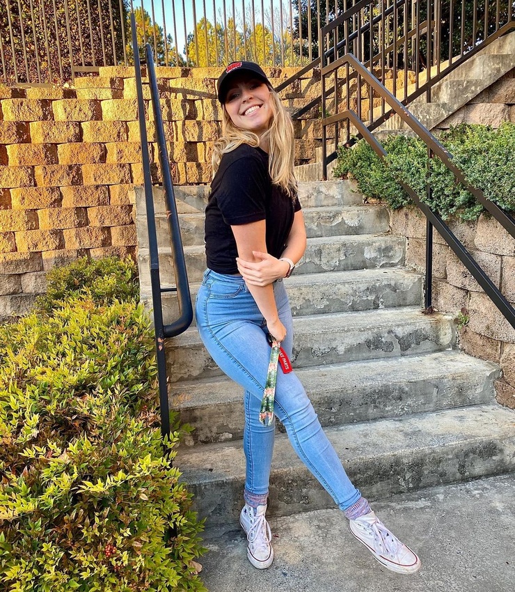 Picture of Sarah Senecal