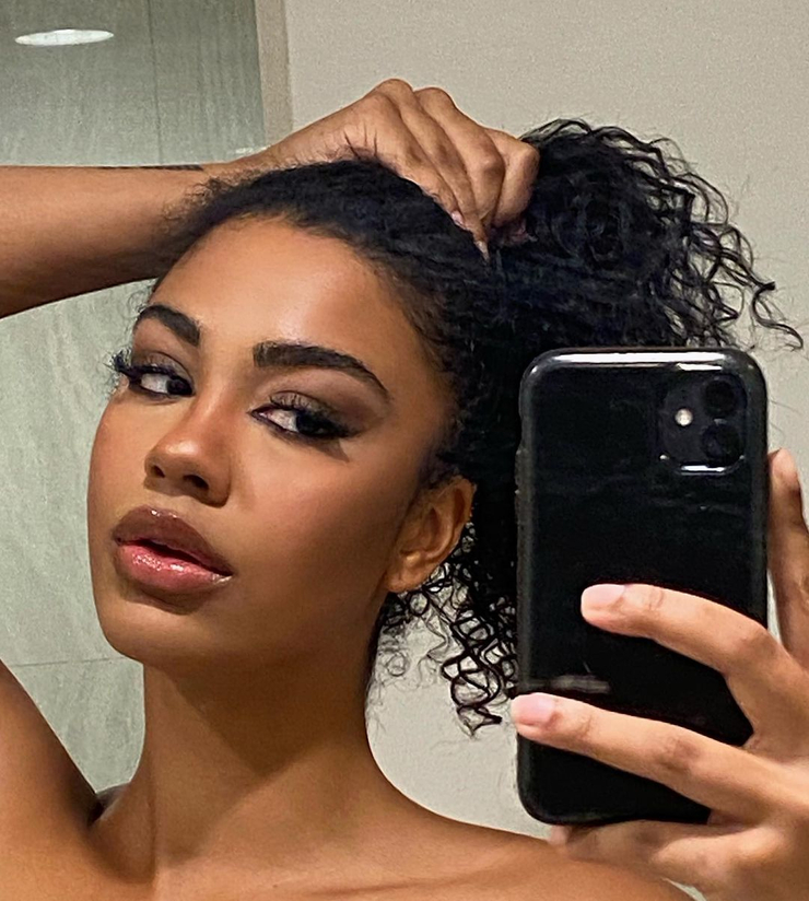 Picture of Chloe Warren